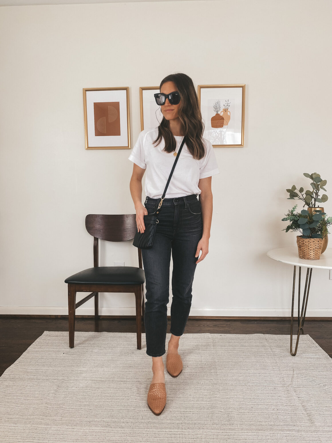 Spring Essentials - How to Style a Basic White Tee - Stitch & Salt